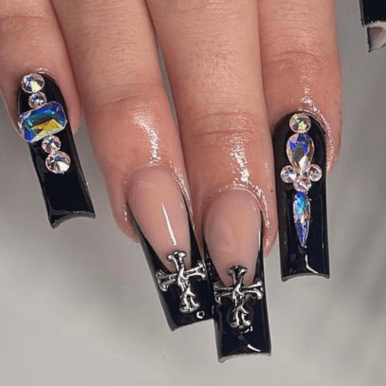 20 Halloween Nail Designs That Make Scary Look Stunning - Social Beauty ...